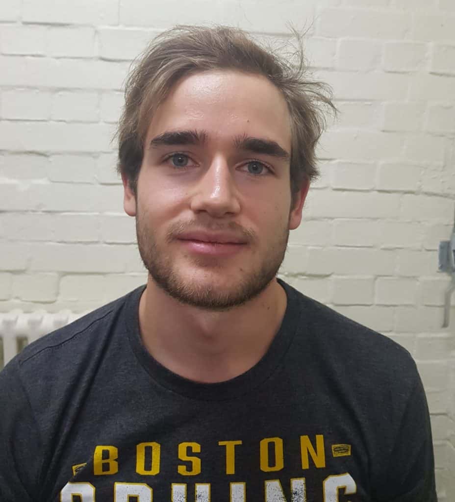Mit Neuzugang Philipp Hermann ins Spitzenspiel – FASS Berlin Eishockey